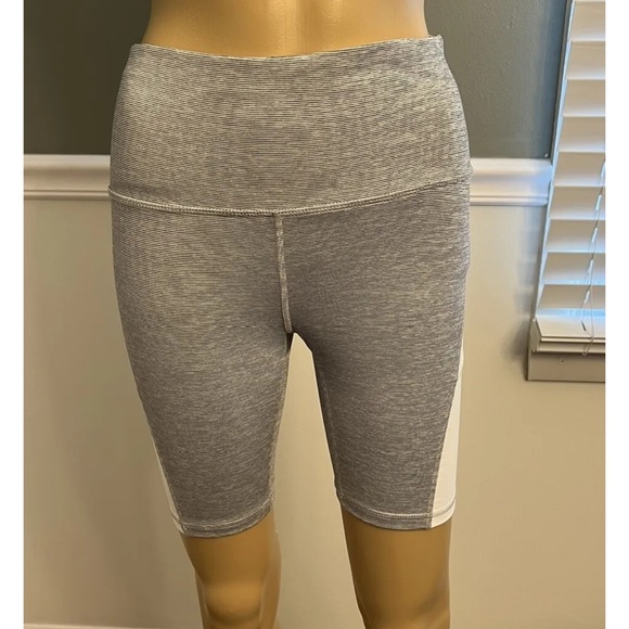 Xersion | Shorts | Xersion Biker Shorts With White Strip On Side Size ...